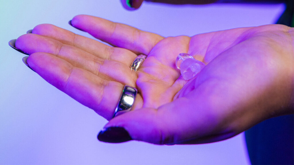 Pluggerz Invisible Custom-Fit earplugs | Horend Goed Audiciens